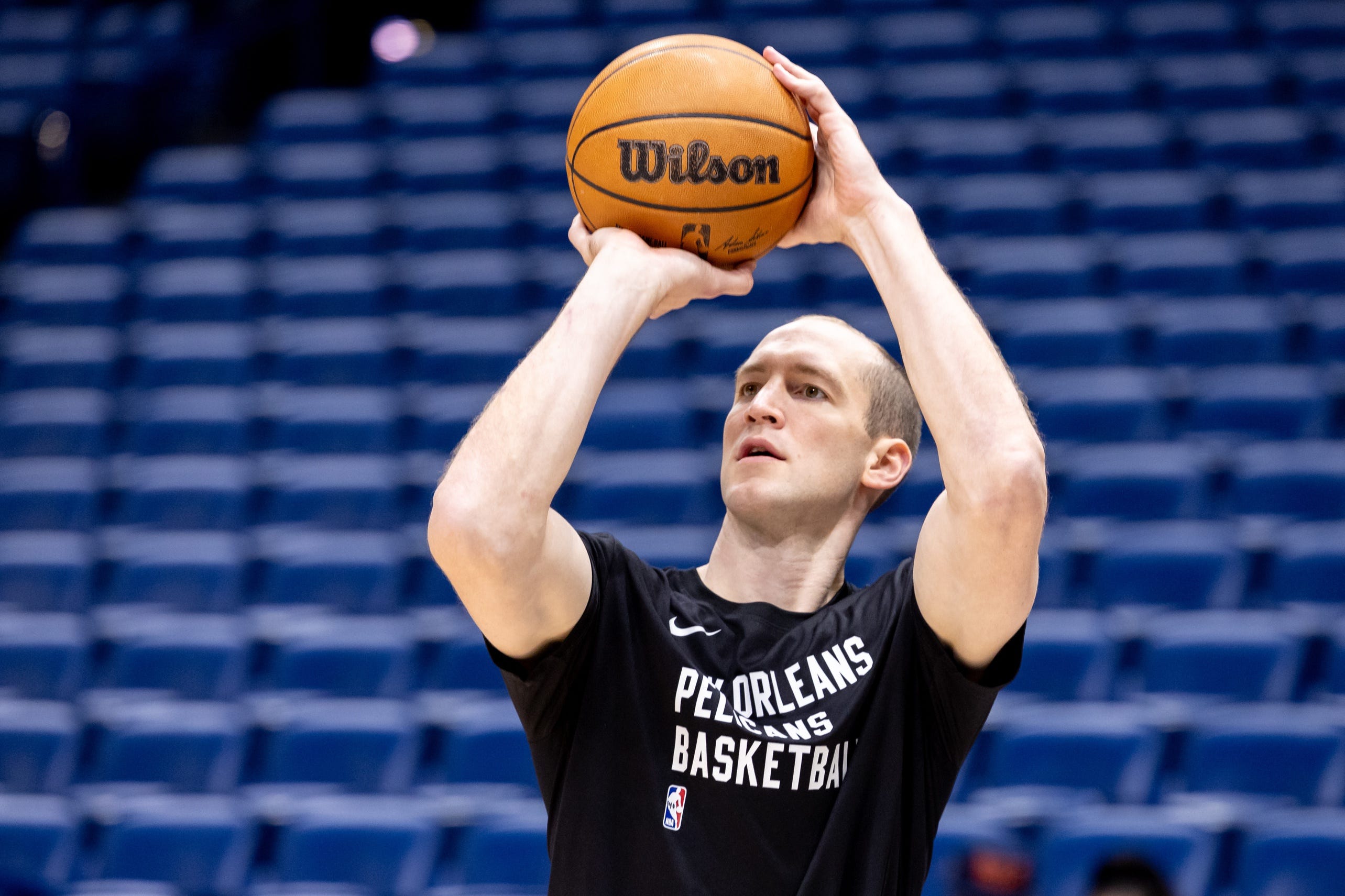 Report: Cody Zeller to remain rostered by Rockets but away from team