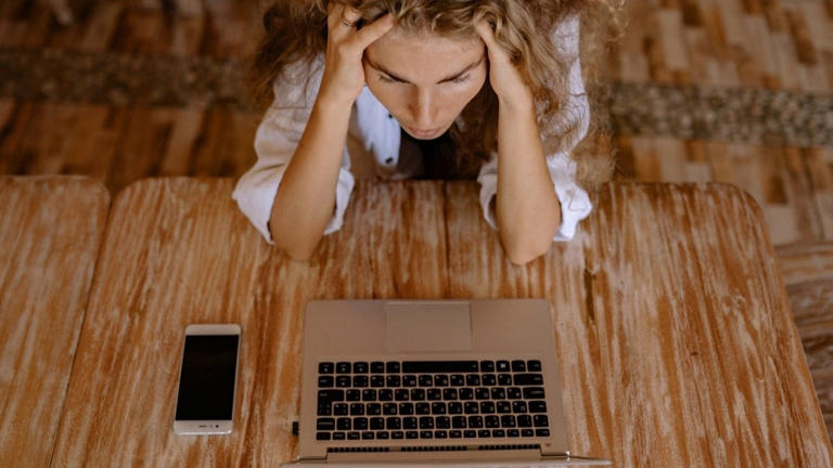 Effective strategies to overcome daily frustration