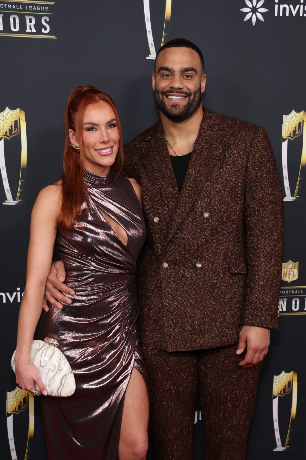 Jets’ Solomon Thomas and girlfriend enjoy PDA-filled getaway in St ...