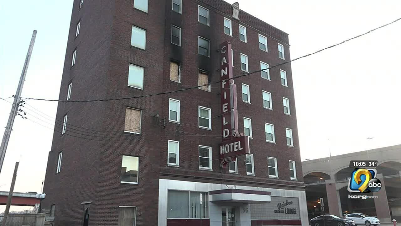 Dubuque hotel cited for bed bugs, roaches, garbage, dirty bedding