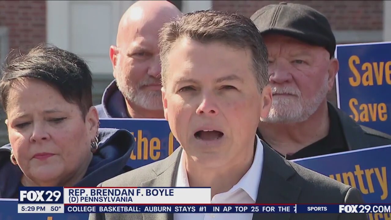 Philadelphia Federal Workers Rally with Congressman Boyle to condemn ...