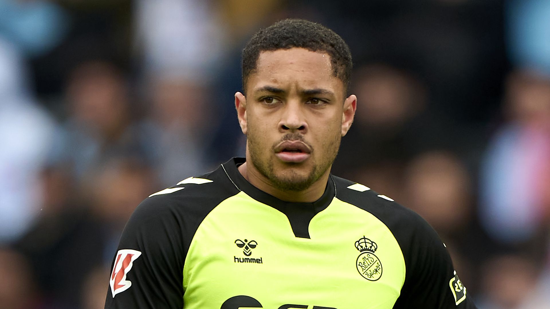 Vitor Roque’s future uncertain again as proposed move to Palmeiras stalls