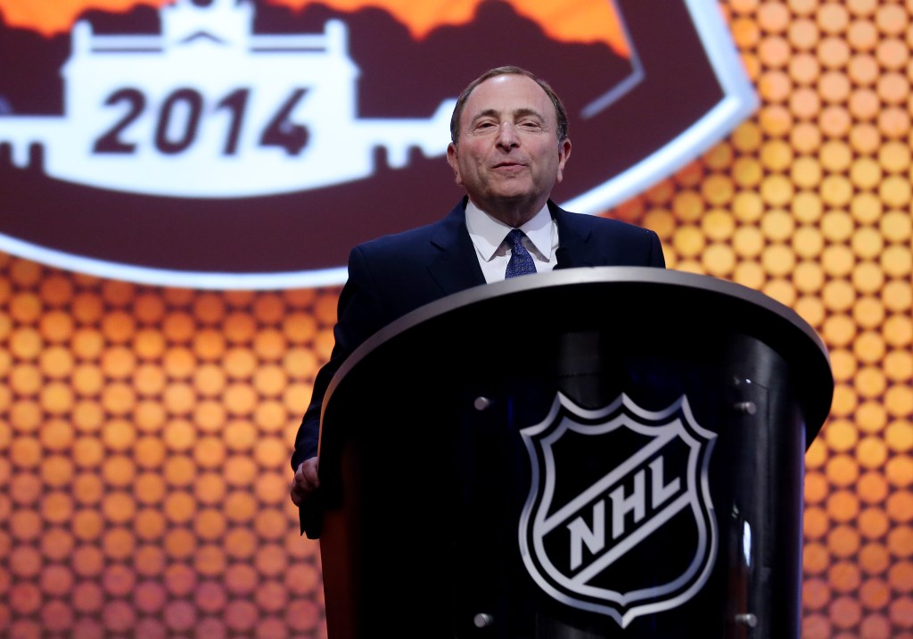 Gary Bettman setting himself up for storm of boos with big NHL draft change