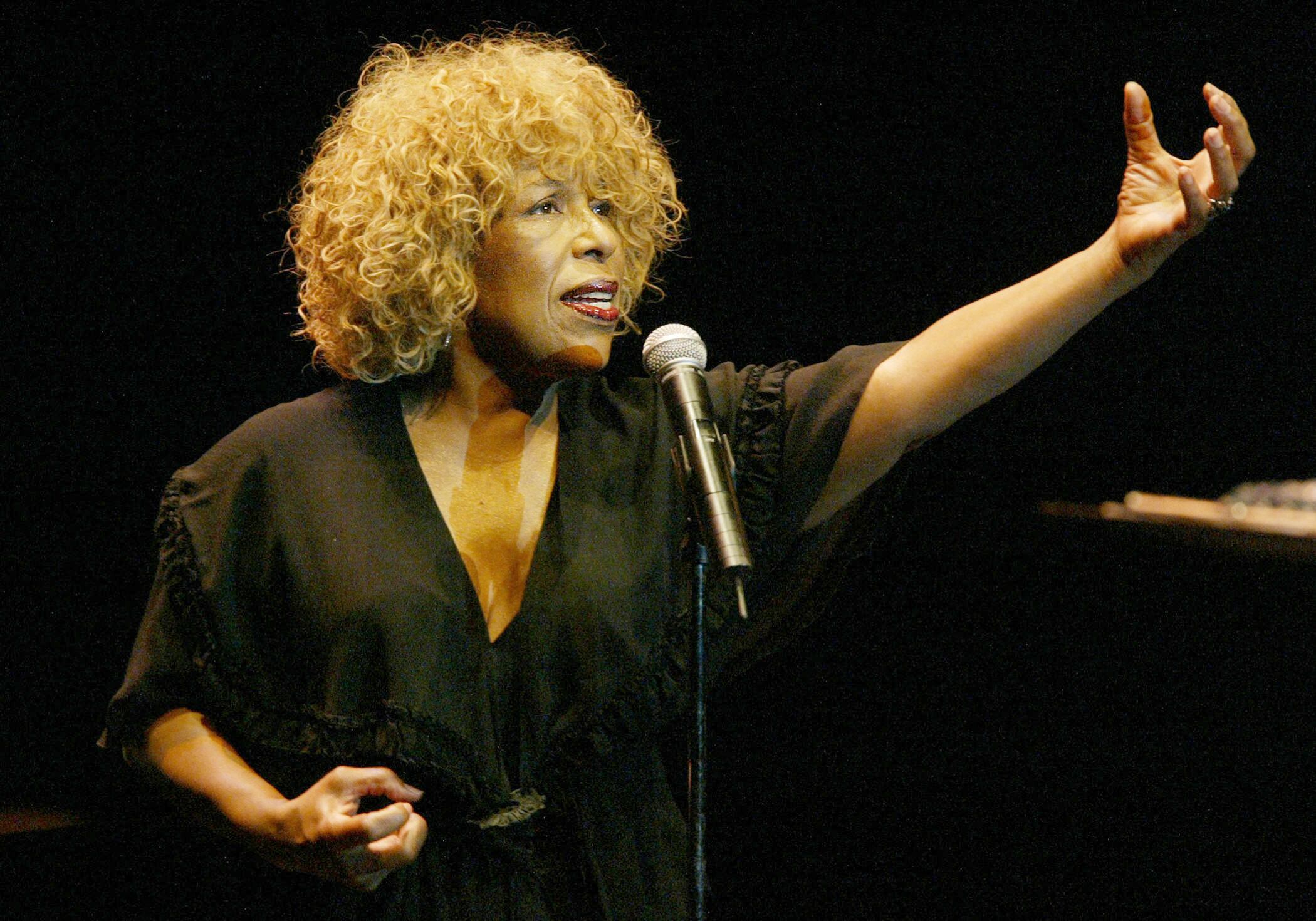 Roberta Flack, cantante del éxito ‘Killing Me Softly With His Song ...