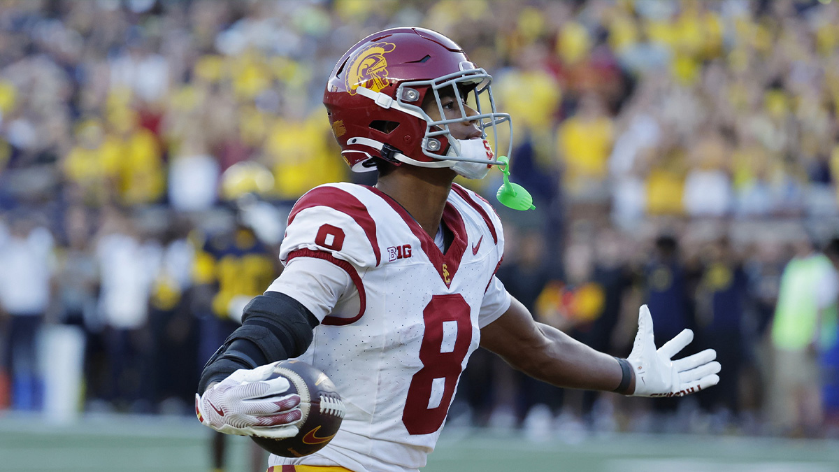 USC predicted to boost No. 1 recruiting class by adding 6-foot-7 prospect