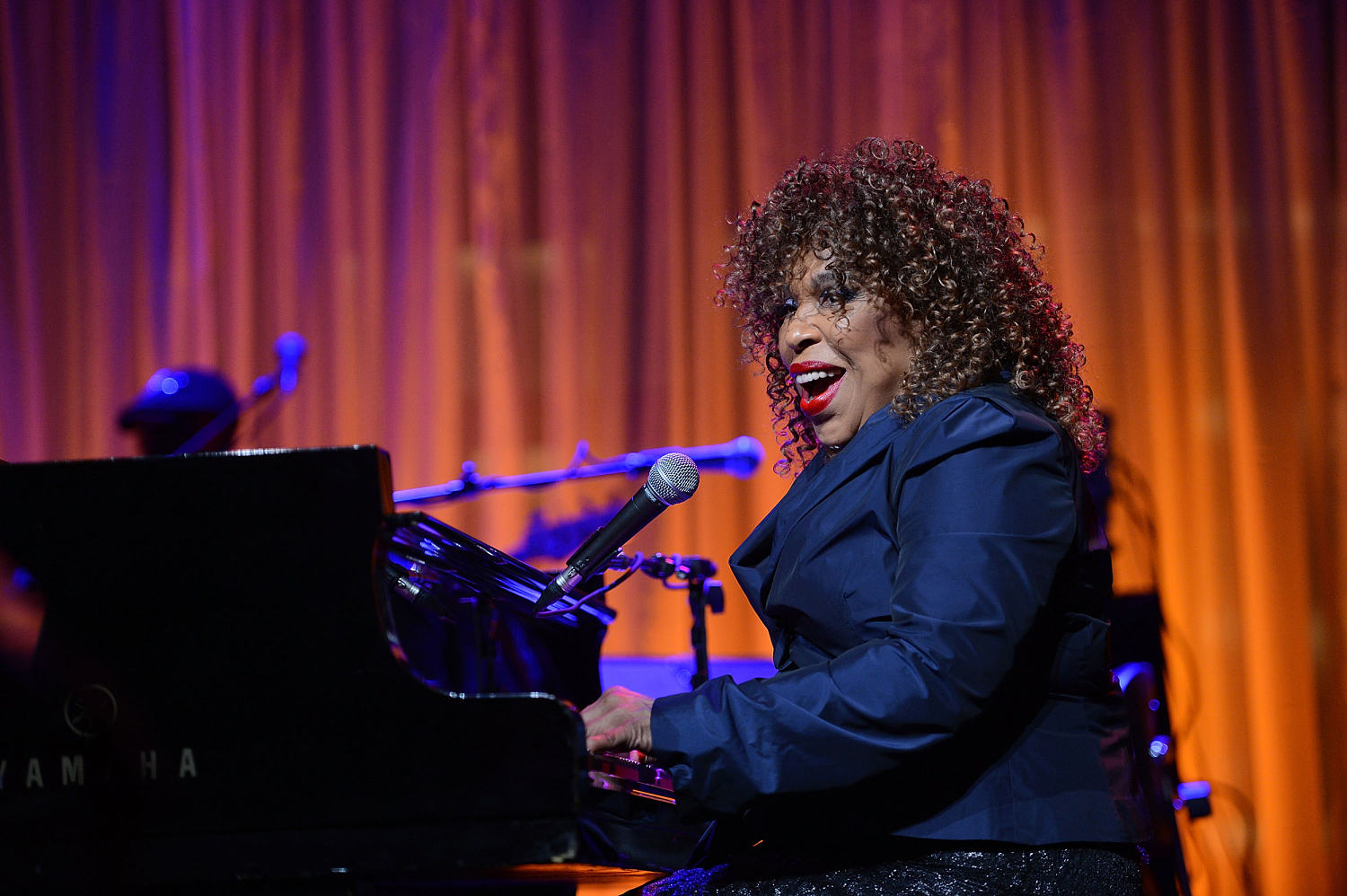 What was Roberta Flack’s cause of death? What to know about her health ...