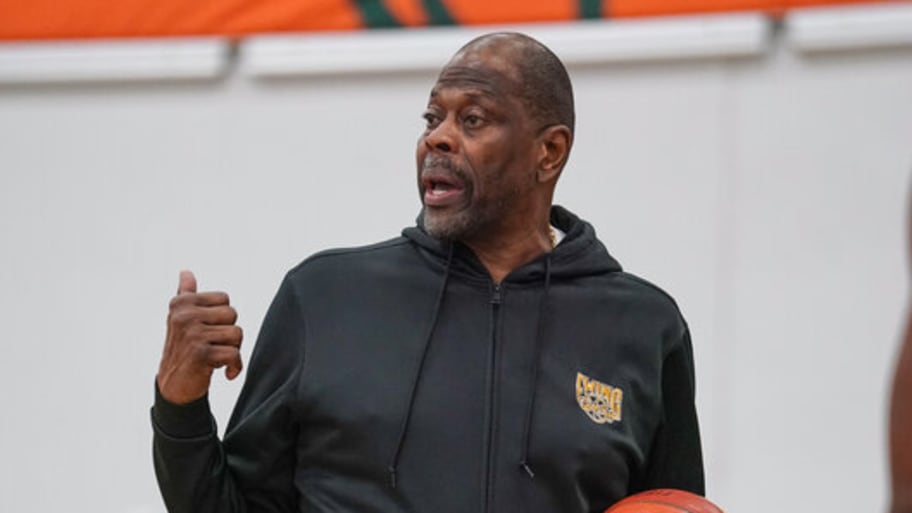 Knicks Legend Guides Team USA to Victory