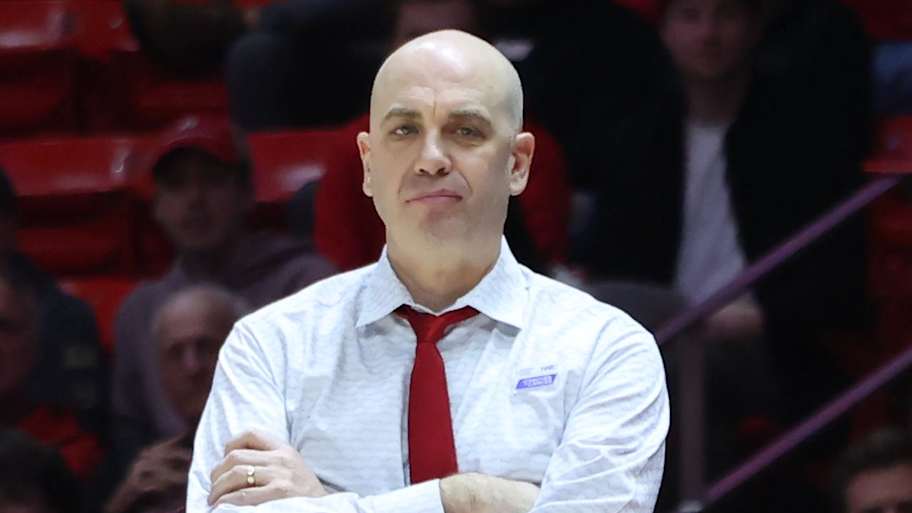 Utah's Craig Smith on hot seat watch entering final four games