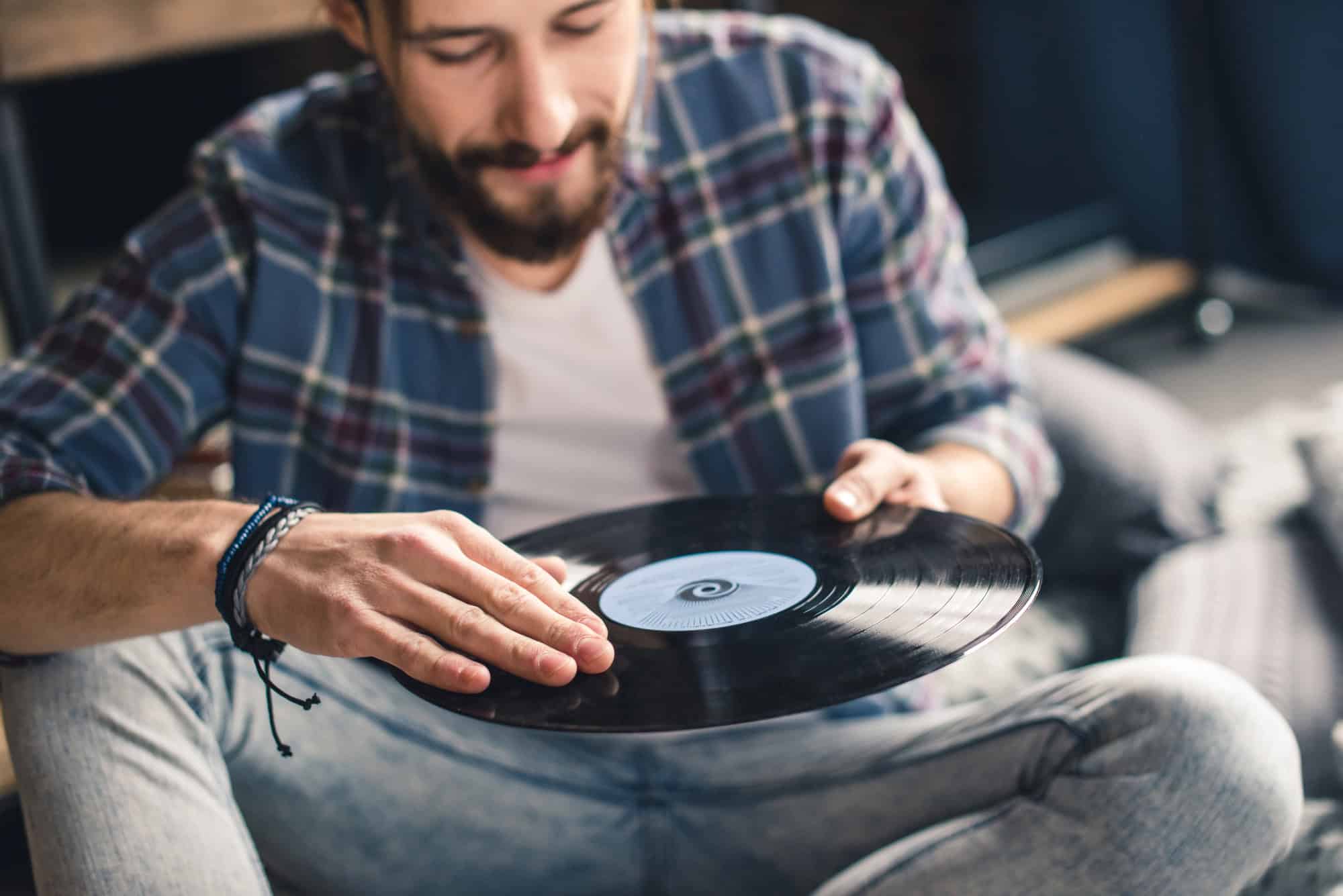 11 Reasons Why Vinyl Records Beat Streaming
