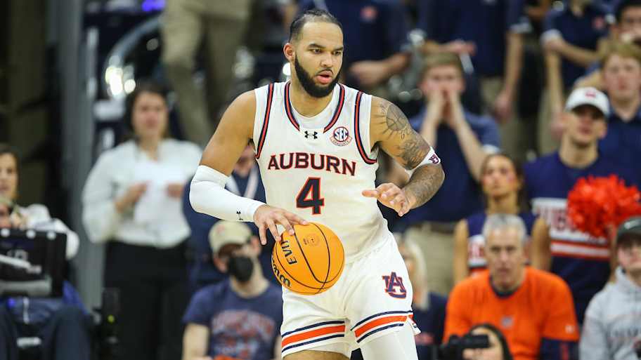 Johni Broome might not have a shot to win National Player of the Year ...