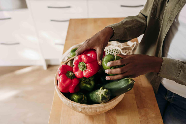 What happens to your body when you eat bell peppers regularly