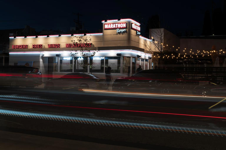 Nipsey Hussle’s Burger Restaurant Unveils Its Melrose Dining Room This ...