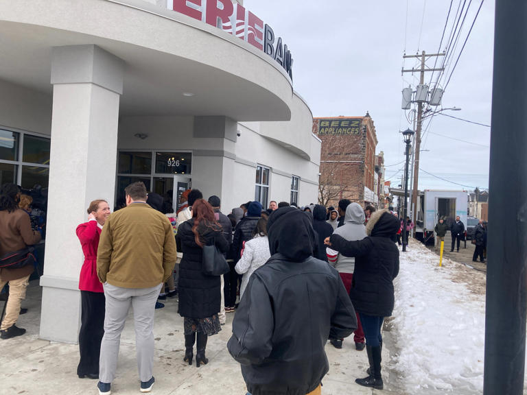 A first in decades, a bank branch opened on Erie's Parade Street. Why it matters