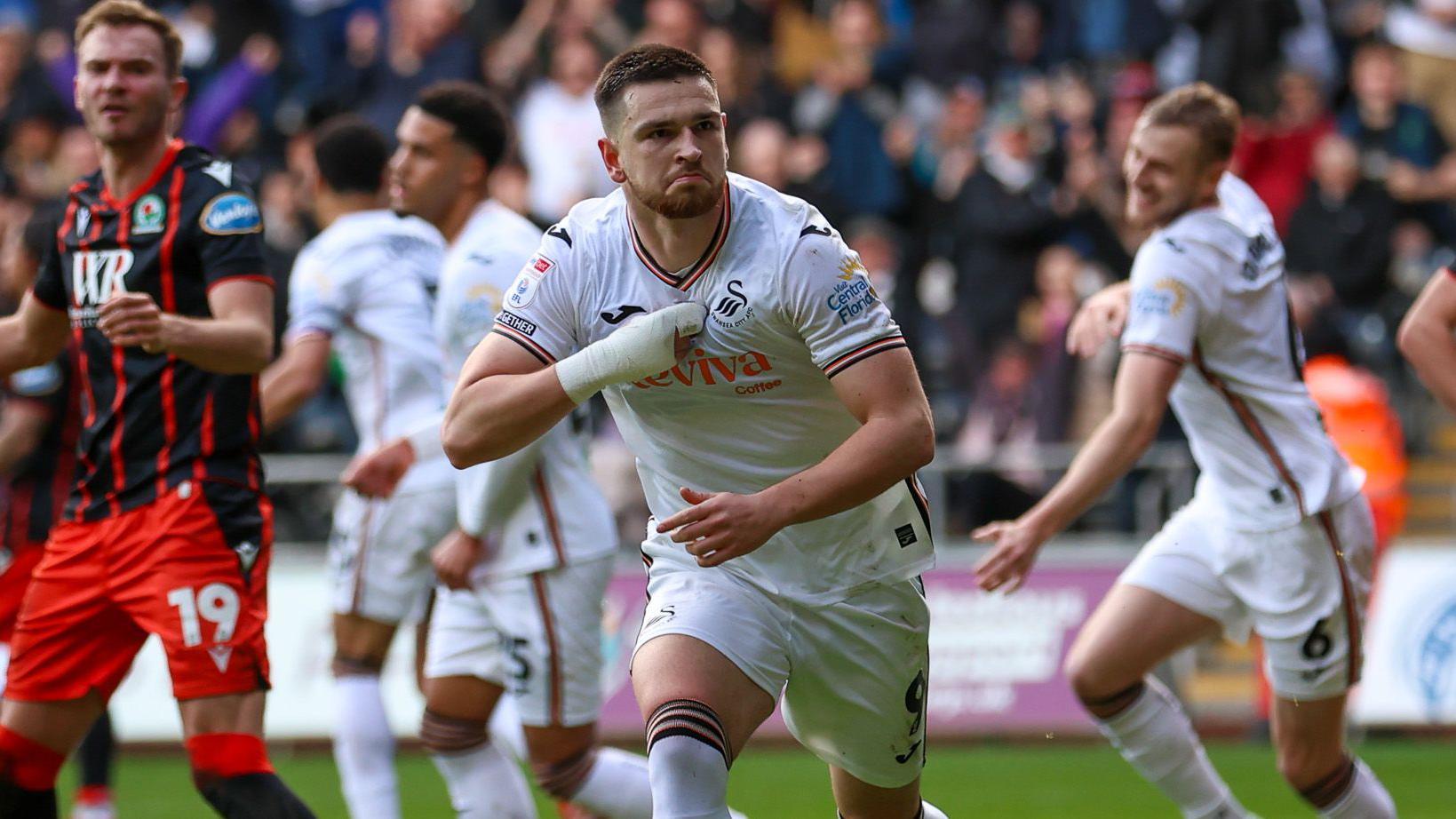 Franco the star of 'best Swansea performance' this season - Roberts