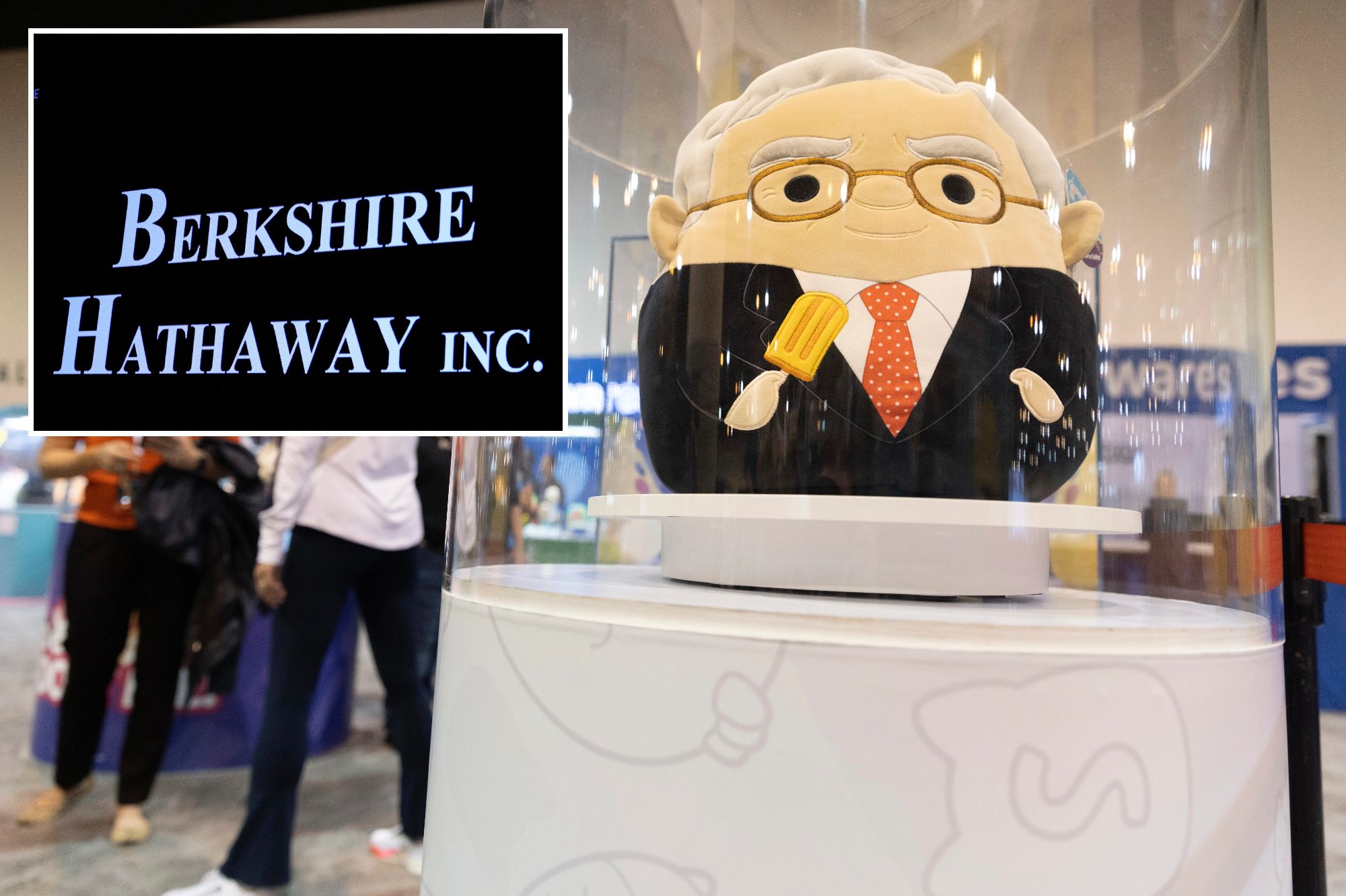 Warren Buffett’s Berkshire Hathaway shares hit new high after record profit