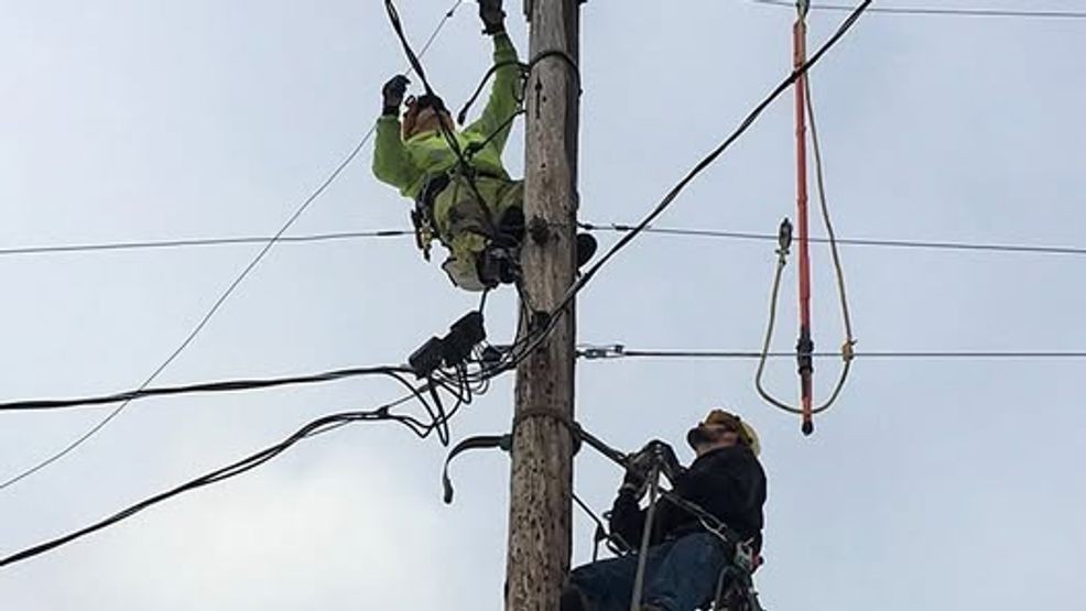 Strong winds & rain leave thousands of Springfield residents without ...