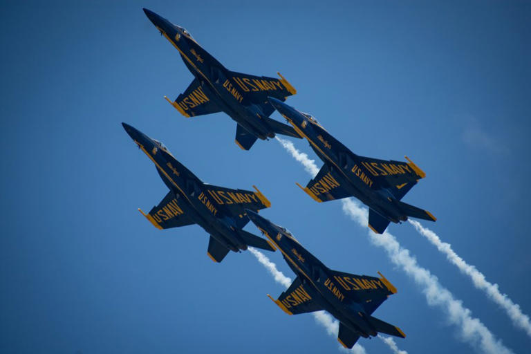 Miami Valley native selected as new Blue Angels flight surgeon