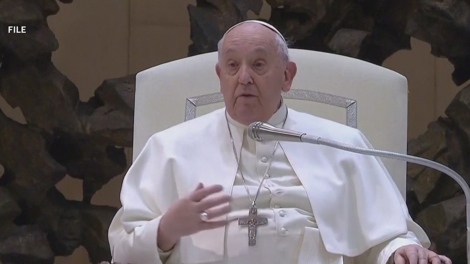 Pope Francis' condition slightly improves Pope Francis' condition slightly improves