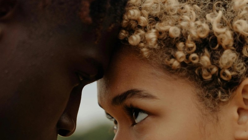 Sticky eyes: the flirting hack that’s turning heads in modern dating