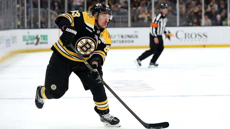 Brad Marchand lets stance be known regarding Bruins trade rumors