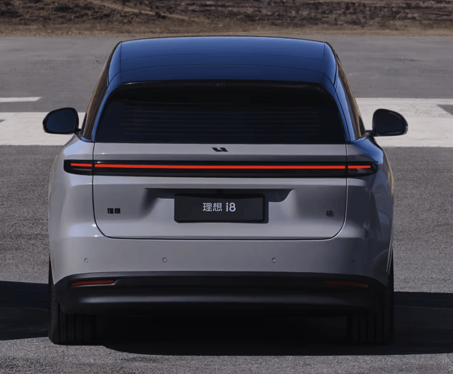 理想i8纯电SUV震撼登场，能否延续MEGA及L系列辉煌？