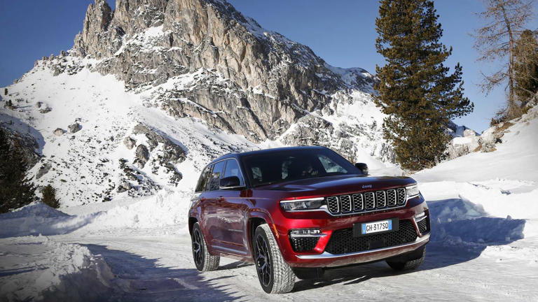 EXCLUSIVE: A Refreshed Jeep Grand Cherokee Will Arrive For 2025