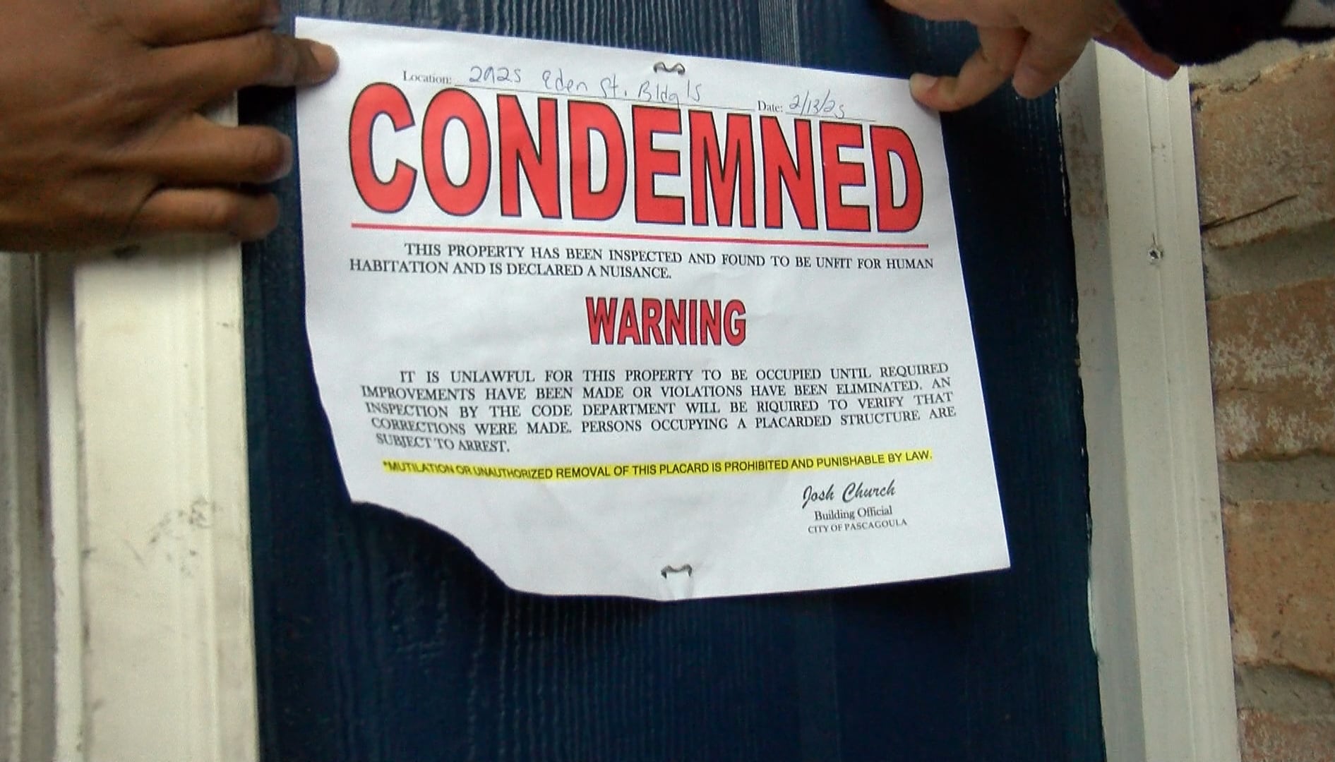 Willow Creek apartment complex in Pascagoula issues condemnation notice ...