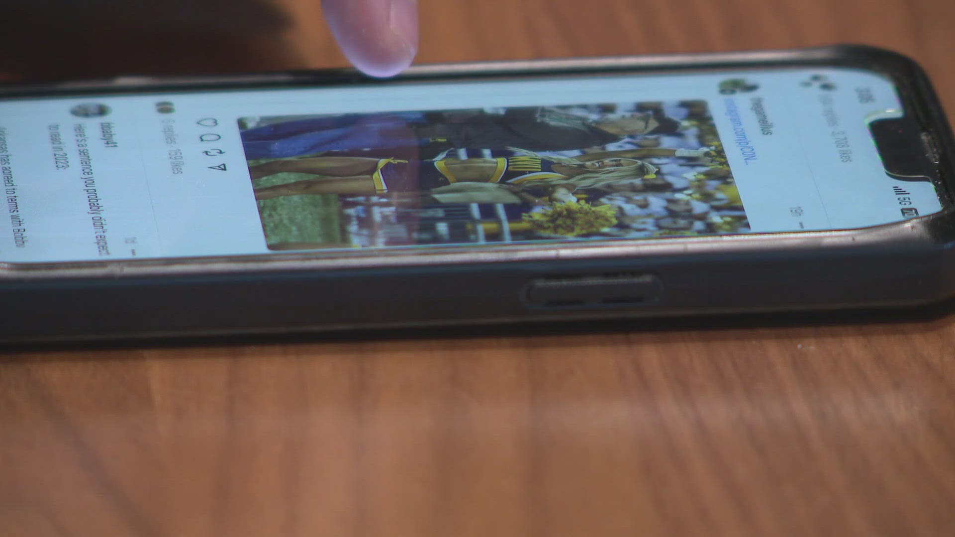 Breakdown: Should Arizona schools limit cell phone use?