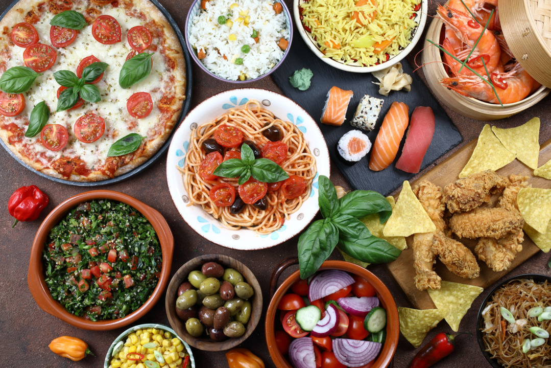 14 Famous International Foods You Can Find Across the U.S.