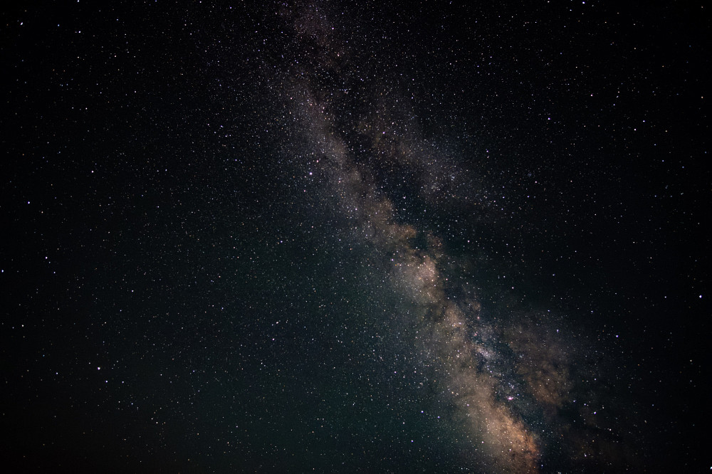 When the infinitely small determines the infinitely large ⚛️