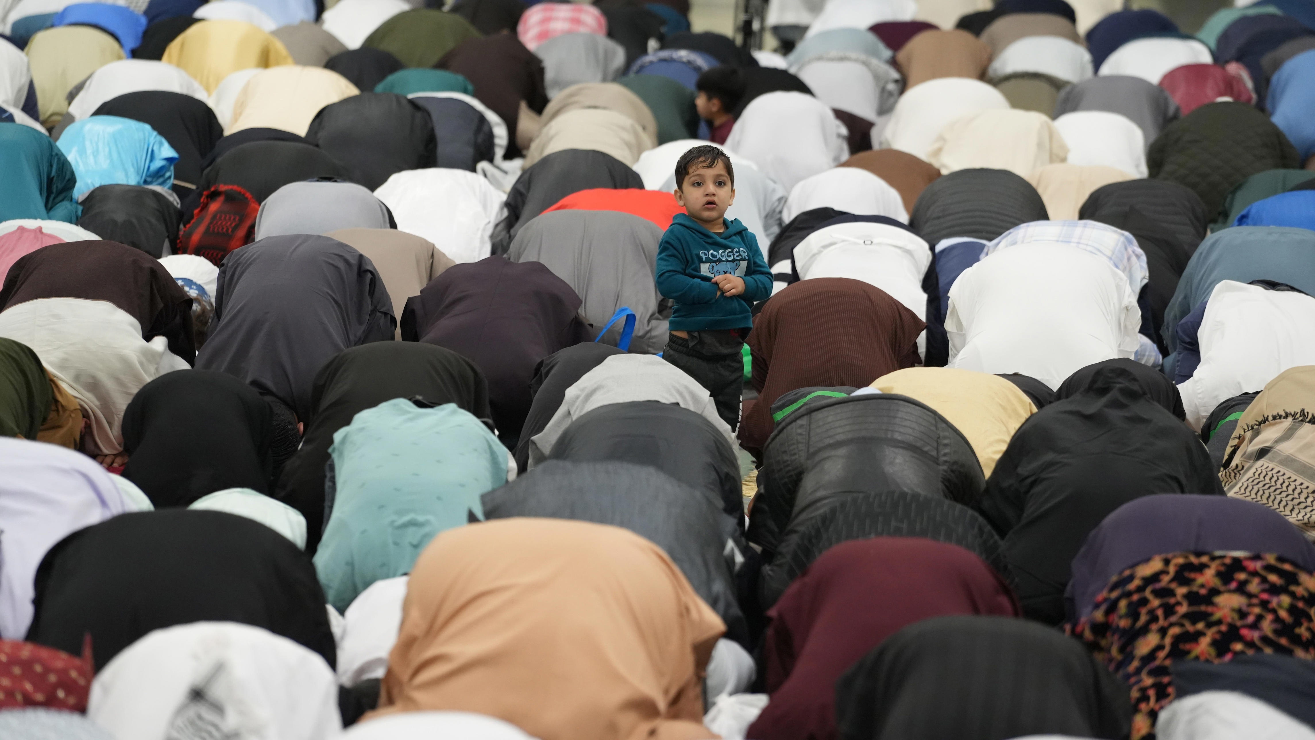 When is Eid al-Fitr? What is it? What to know about the holiday that ...