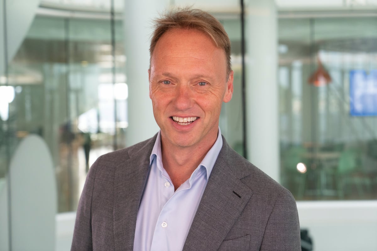 Why has Unilever CEO Hein Schumacher stepped down and who is replacing him?