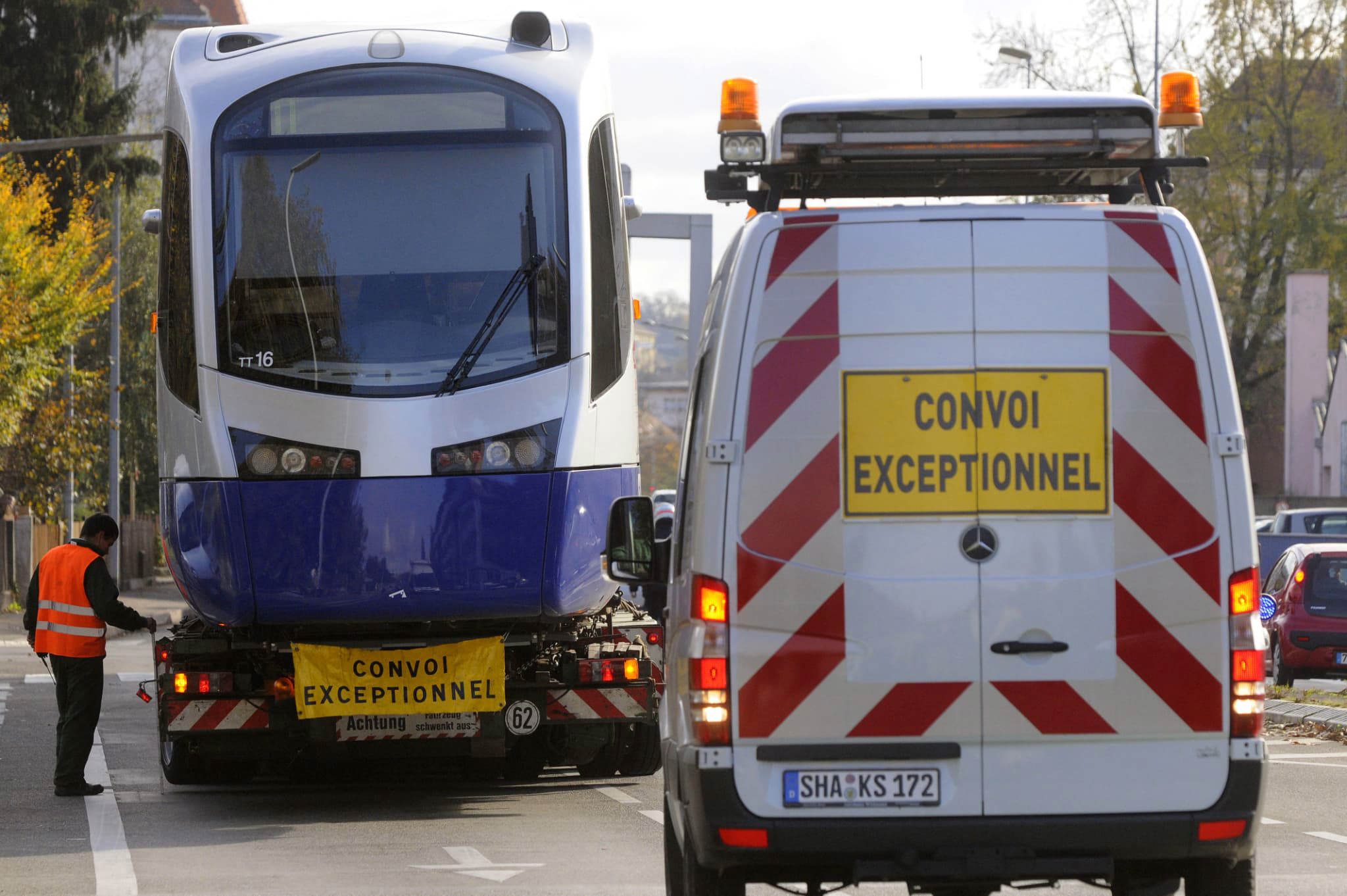 Meurthe-et-Moselle: les images spectaculaires de la bascule d'un convoi ... Meurthe-et-Moselle: les images spectaculaires de la bascule d'un convoi ...