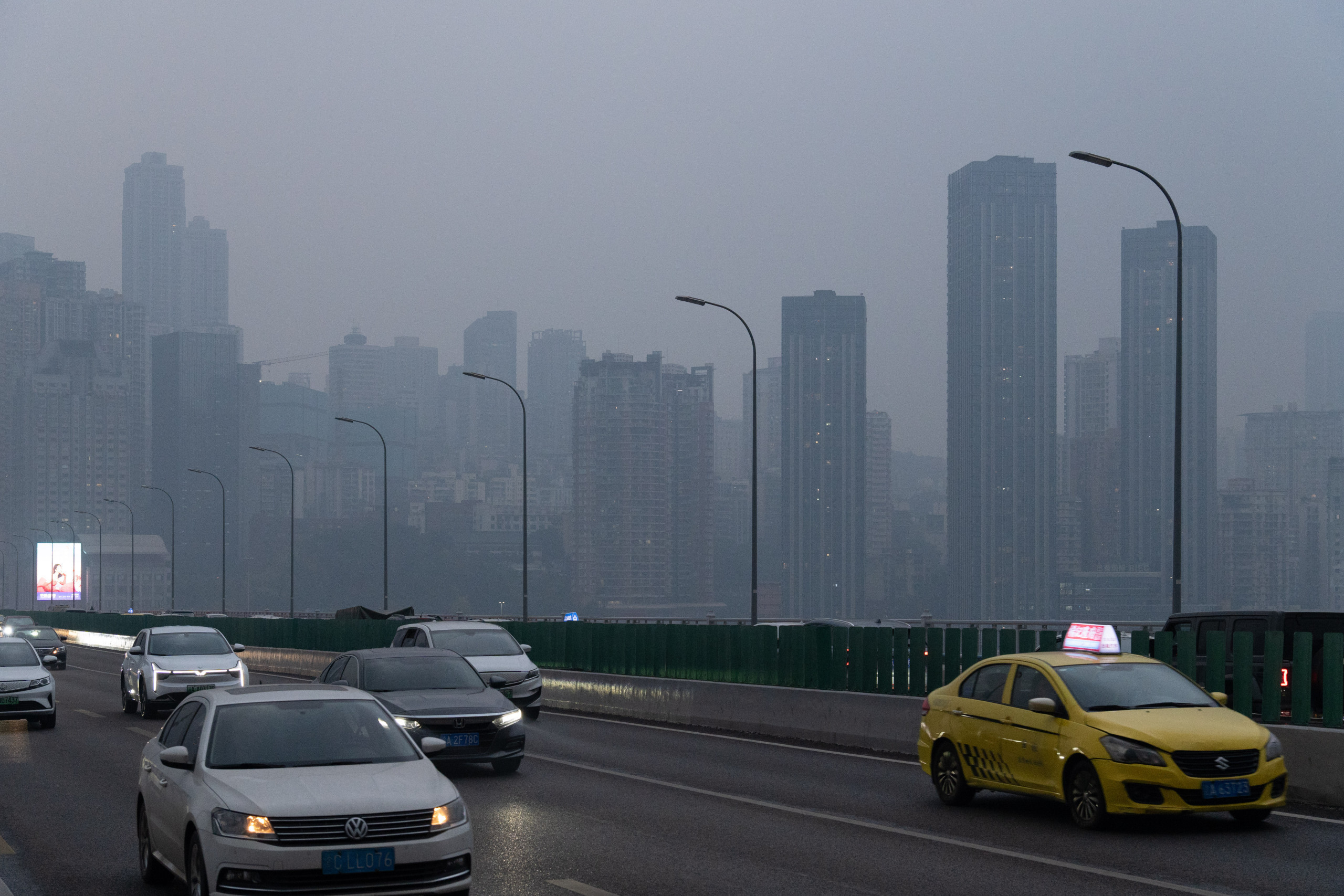 China plans to end severe air pollution in 2025