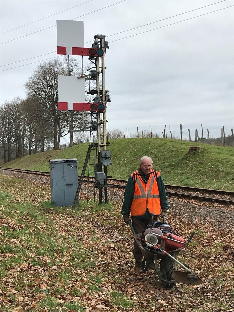 East Hoathly heart attack survivor to walk the Bluebell Railway Line to ...