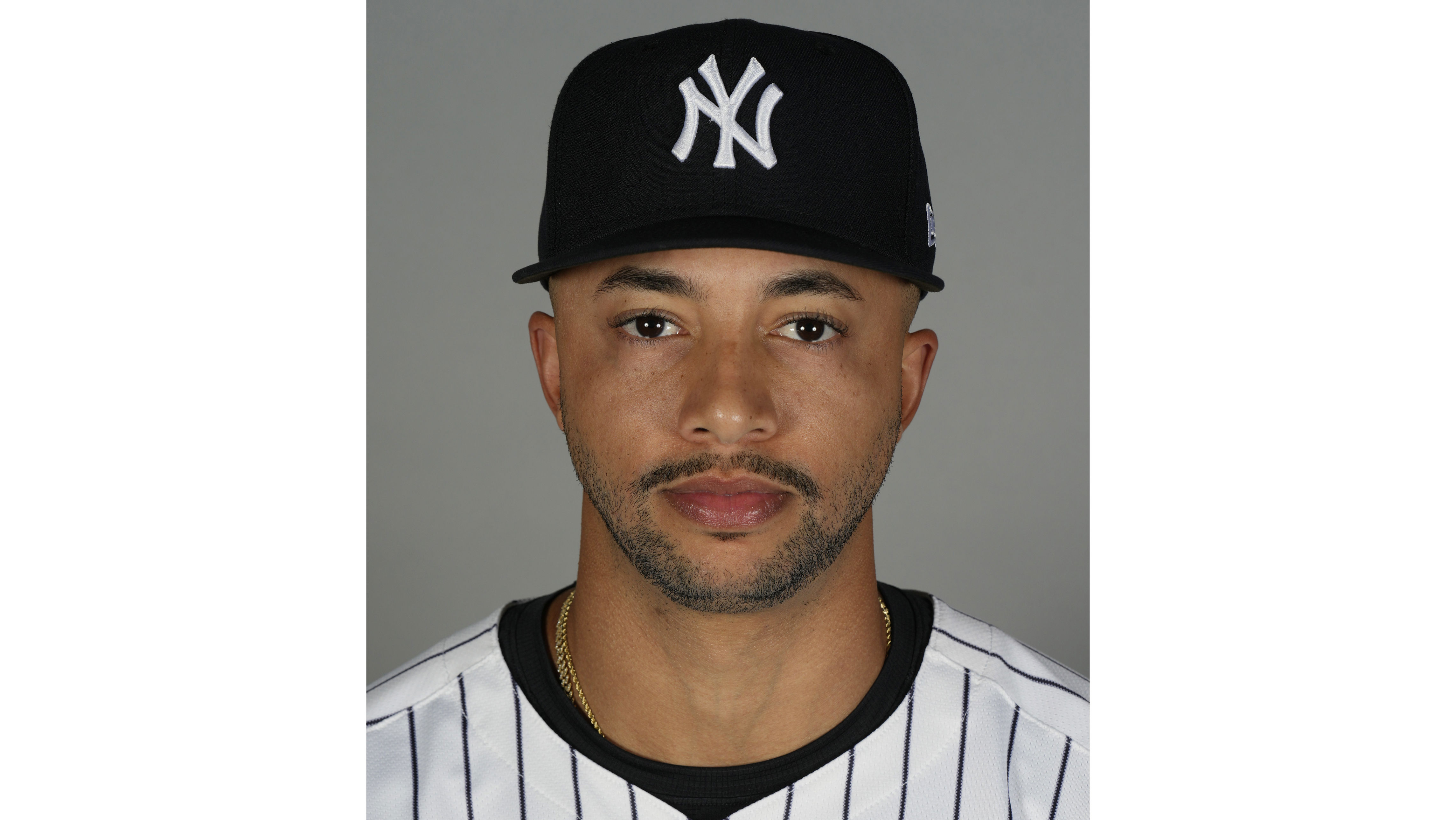 Devin Williams habría sido clave para revocar política antibarba de Yankees
