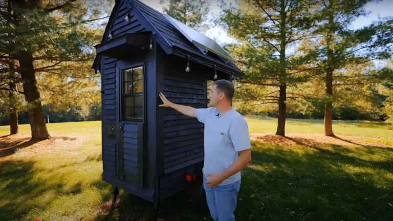 World’s Smallest House: It’s Tiny, But Has Everything In Just 1 Sq ...