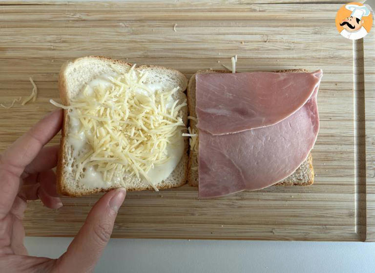 Croque monsieur with air fryer