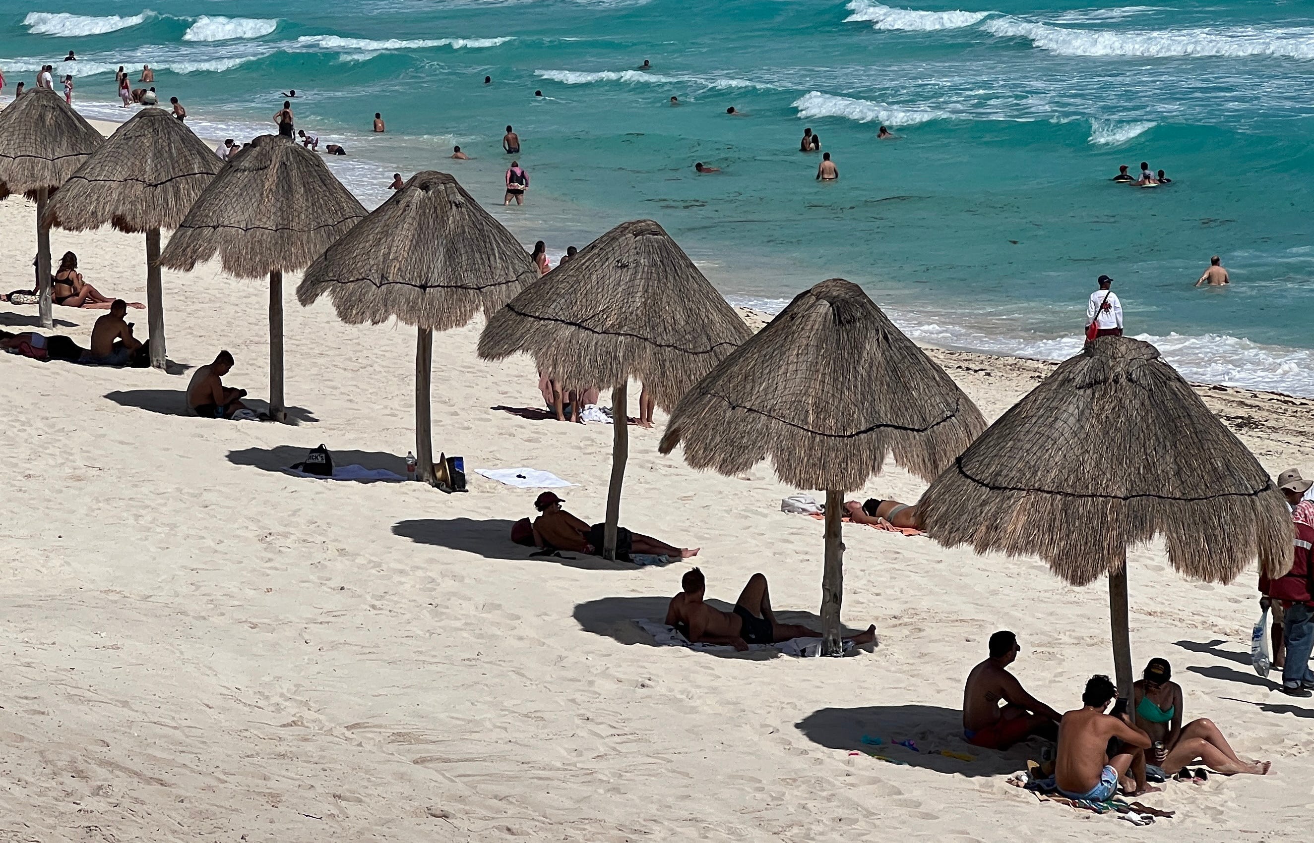 U.S. Embassy warns Americans about dangers when traveling to Mexico for ...