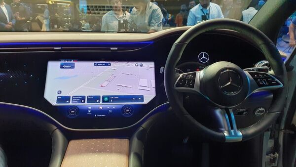 Mercedes-Benz admits large displays are not luxury anymore, aims for ...