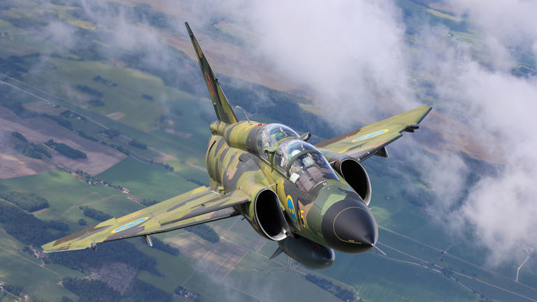 Saab 37 Viggen: How Sweden’s Greatest Aircraft Gamble Paid Off