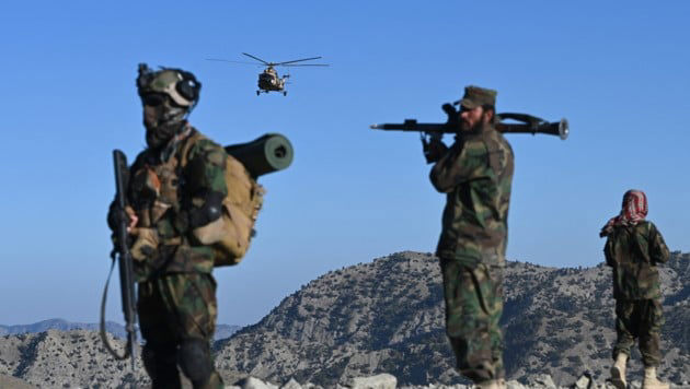 Britisches Ehepaar von Taliban inhaftiert Britisches Ehepaar von Taliban inhaftiert
