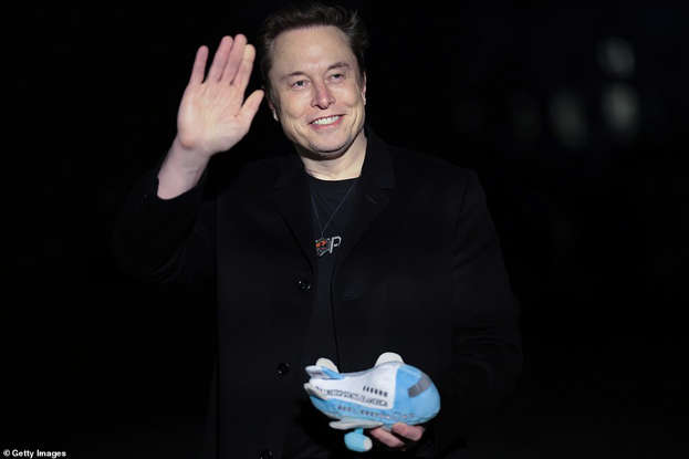 Musk issues ominous new ultimatum to federal workers Musk issues ominous new ultimatum to federal workers