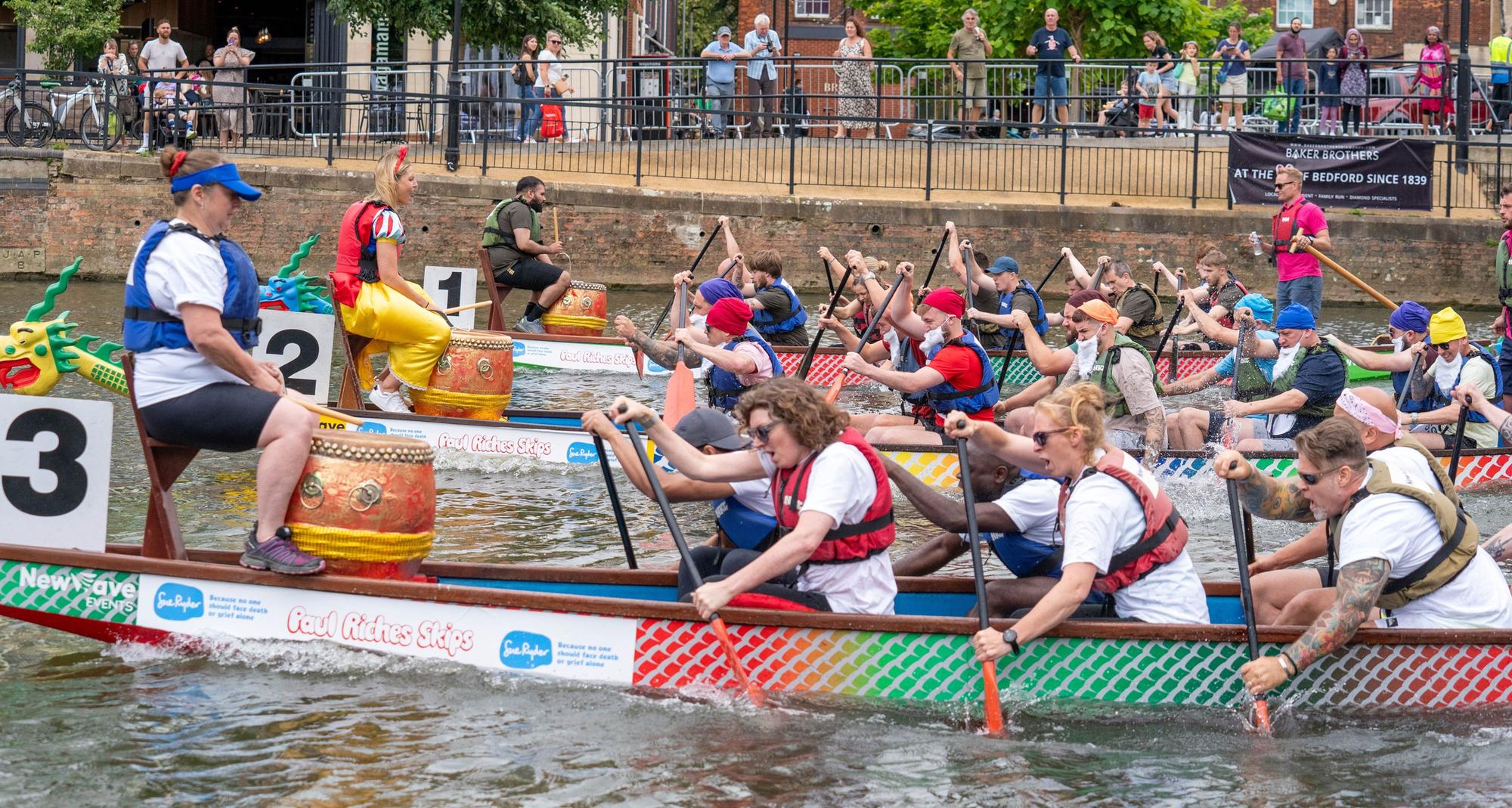 Paddles up! Sue Ryder’s Bedford Dragon Boat Race gets set for ‘oar-some ...