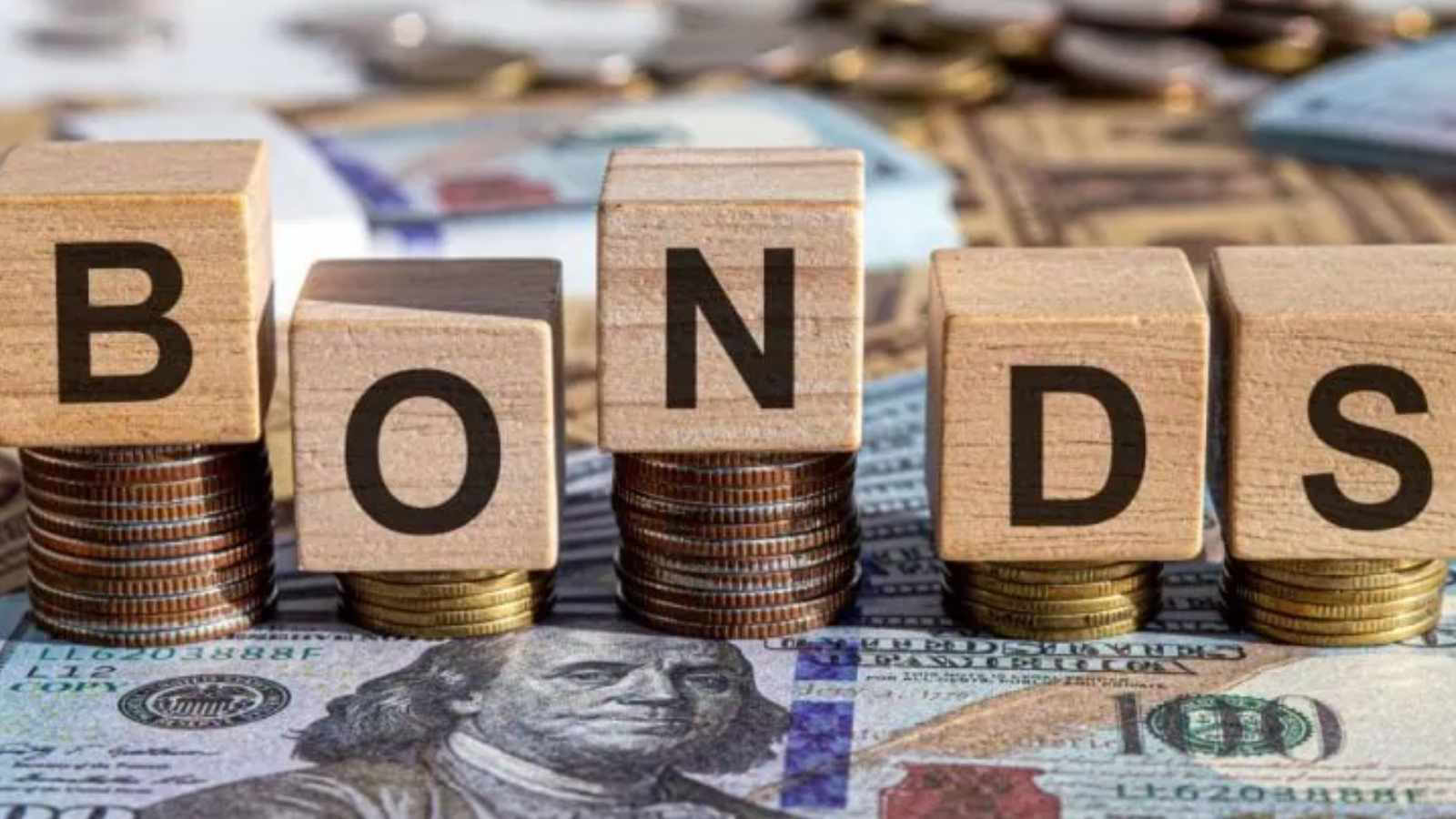Understanding Savings Bonds: 8 Key Benefits and 4 Potential Risks Understanding Savings Bonds: 8 Key Benefits and 4 Potential Risks