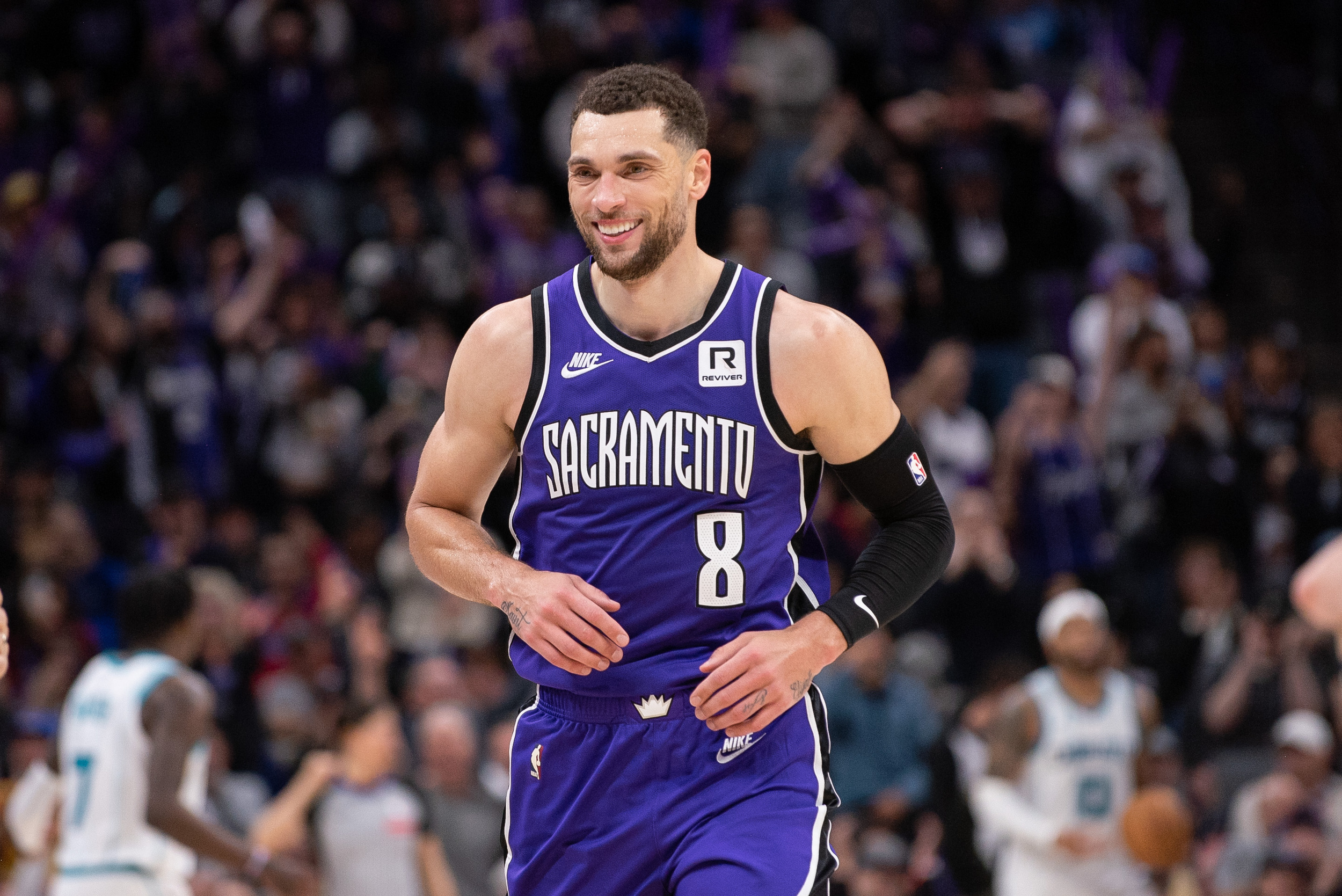 Zach LaVine, Kings make history in blowout win over Hornets