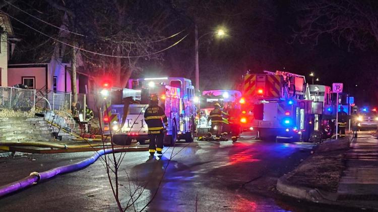 First responders at scene of fire in Des Moines Tuesday morning