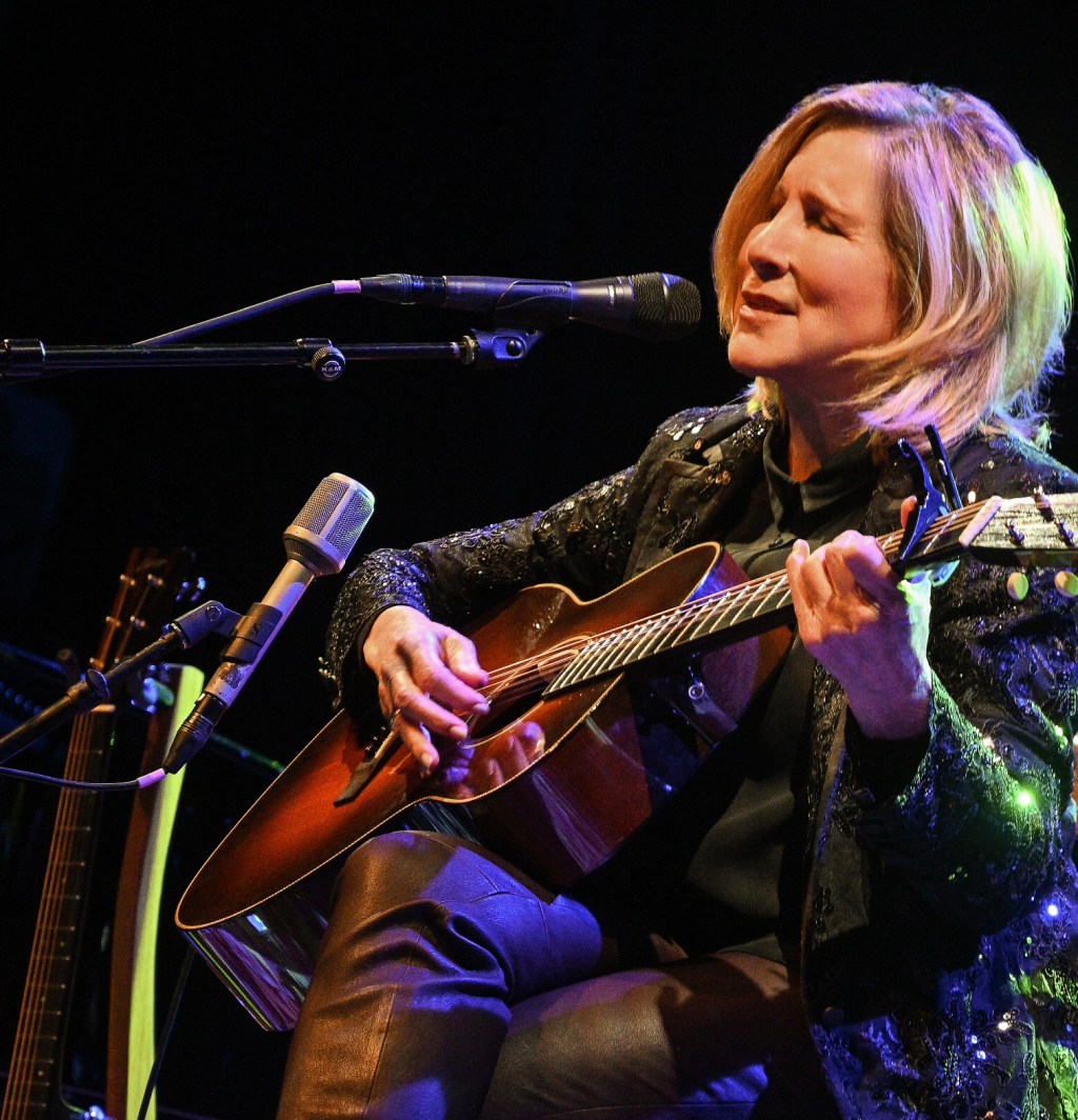 How Roberta Flack made ‘Killing Me Softly’ her own — and changed ...