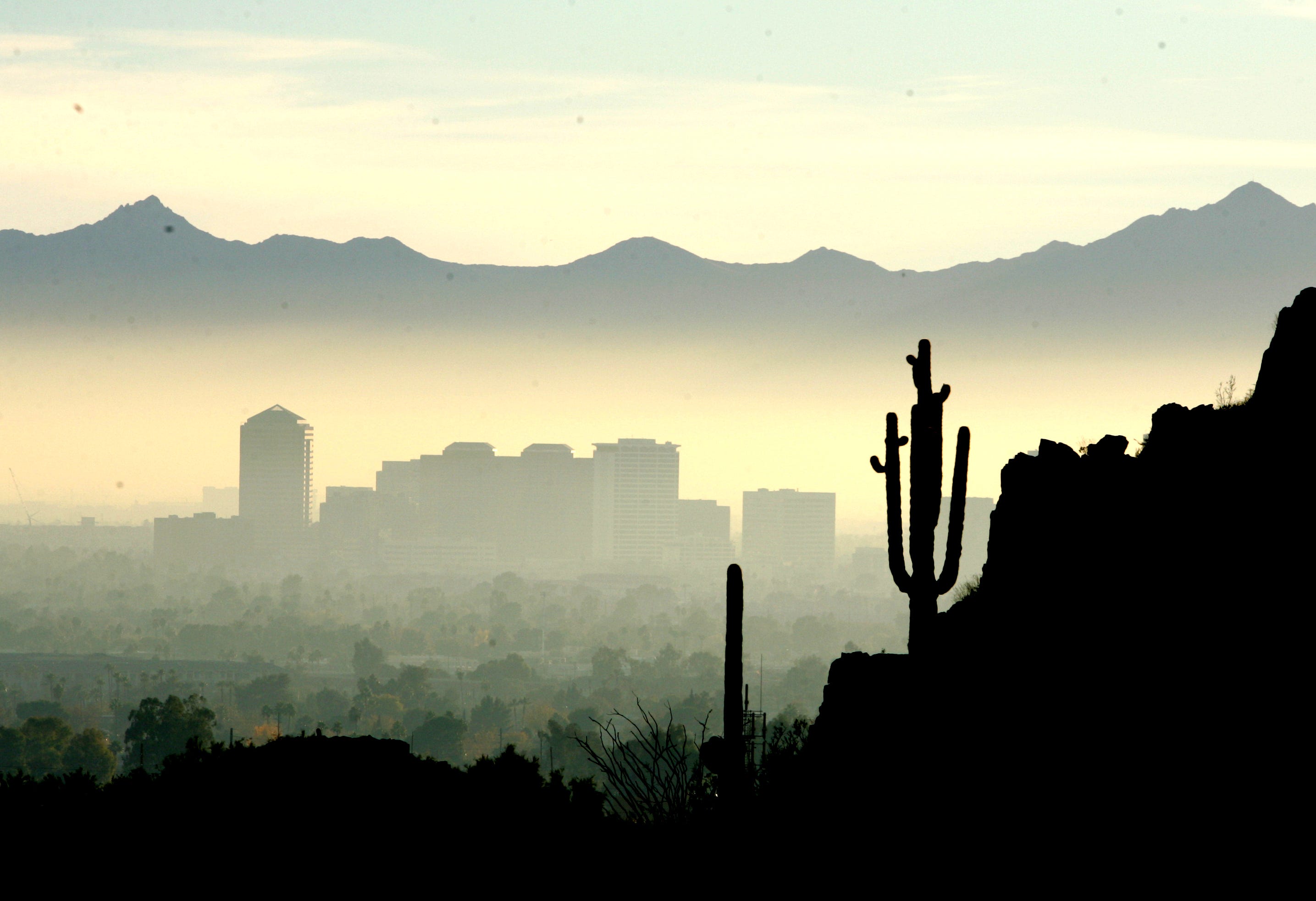 Will the Trump administration ease up on Phoenix's air pollution ...