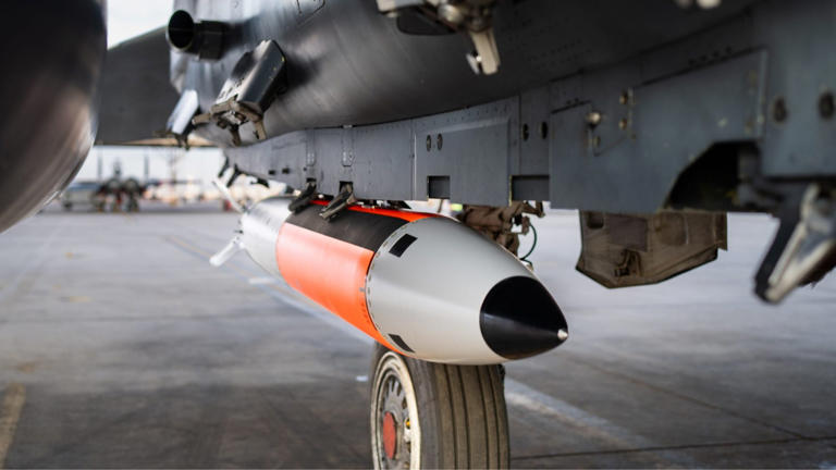 US’ nuclear gravity bomb with 50-kiloton warheads enters stockpile ...